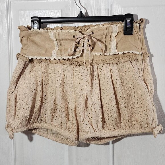LIZ LISA | Shorts | Liz Lisa Lace Cutwork Balloon Shorts | Poshmark
